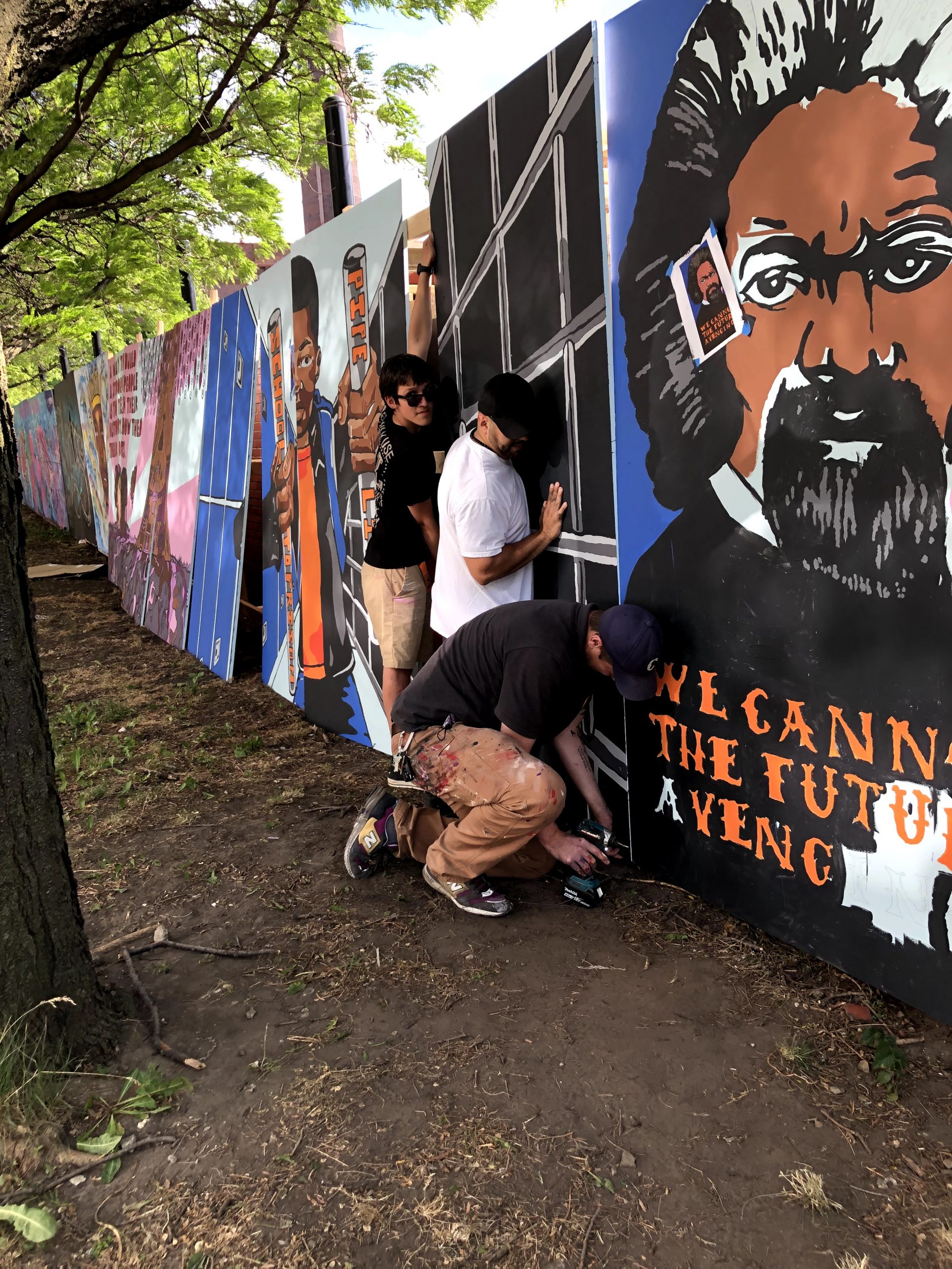 Community Mural Painting – Prison + Neighborhood Arts Project